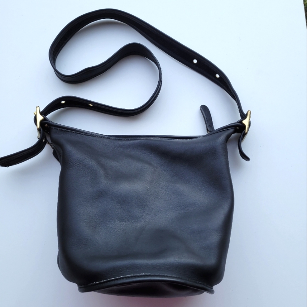 Vintage Coach # 9953 Helen's Legacy Black Leather Buc… - Gem